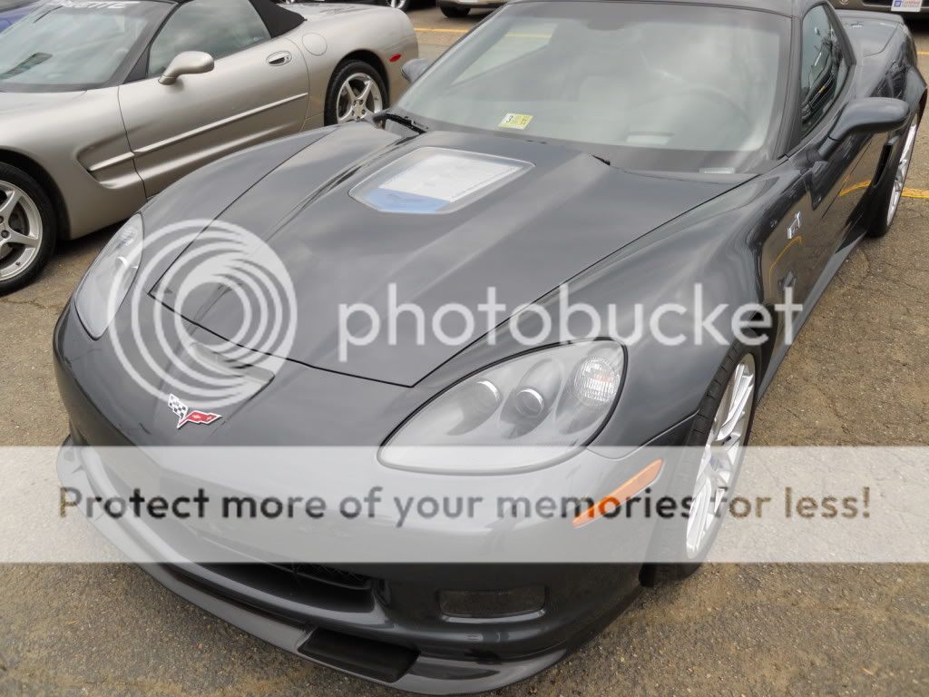 Battlefield Corvette Club gathering and food drive pics - CorvetteForum ...